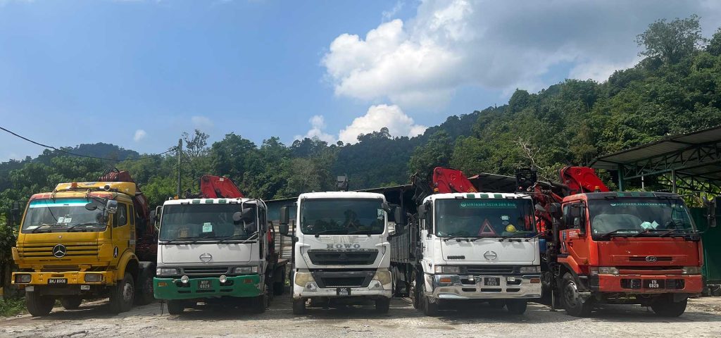 Lorry Crane Transportation | Lintasan Setia