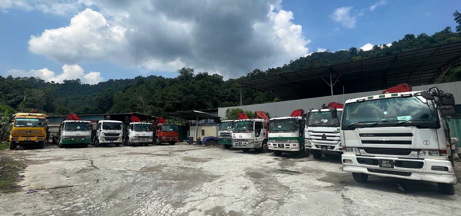 Lorry Crane Transportation | Lintasan Setia